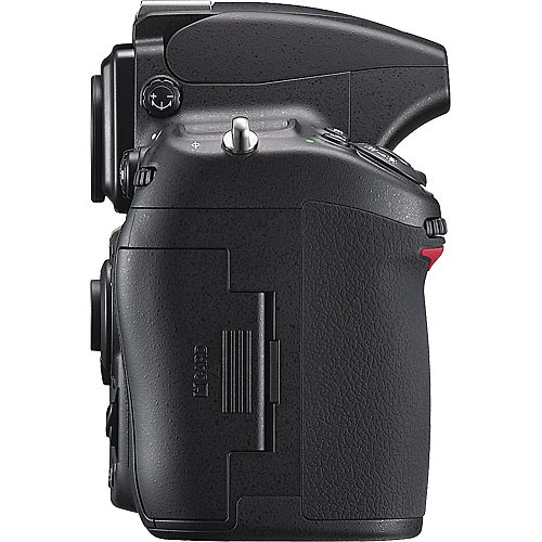 Nikon D700 Review: A Classic DSLR Worth Considering