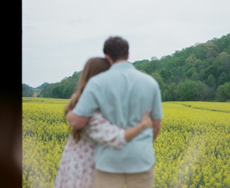 How to Focus on Camera? Focus Mode Explained for Sharper Shots